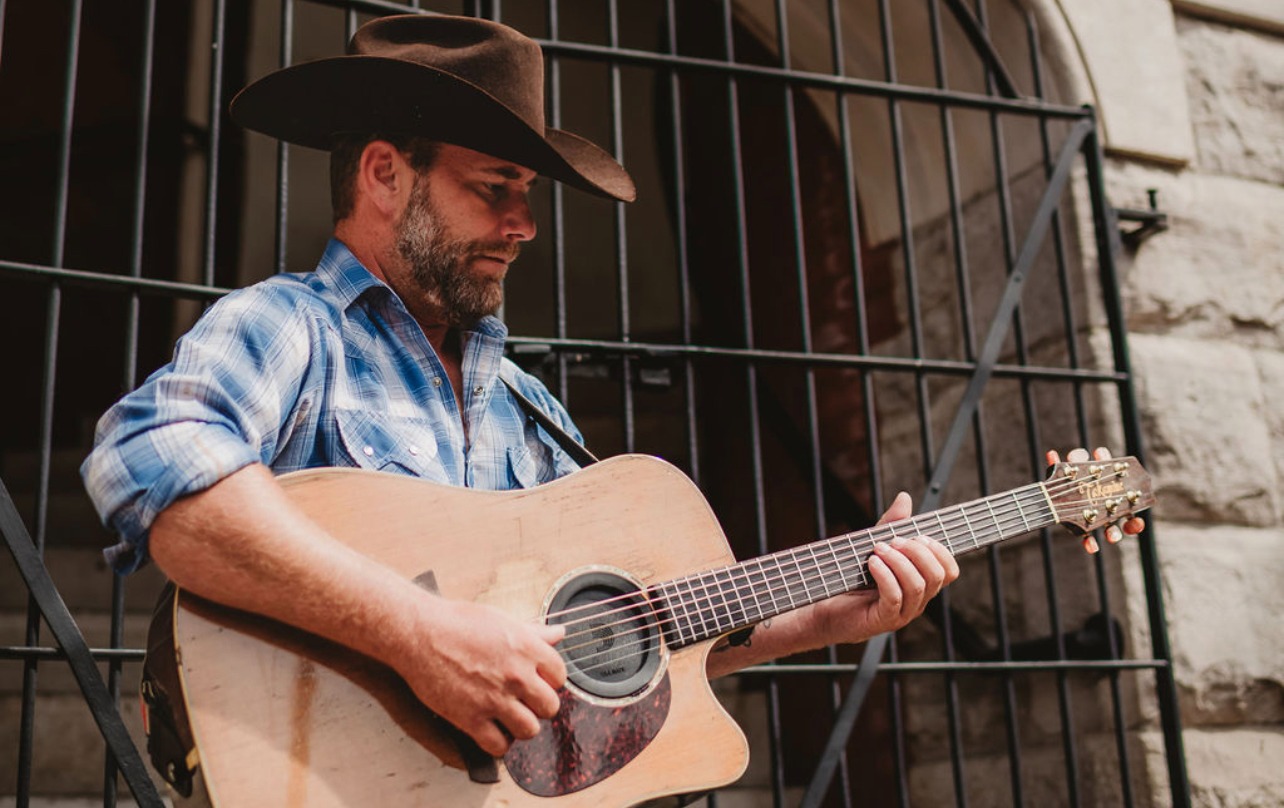 Clint Park Tickets | Ryders Saloon