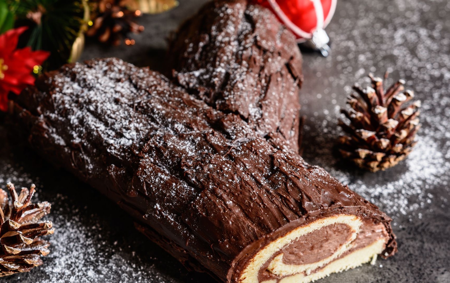 Lady Luck Cocktail Hour Tickets | No Thyme to Cook