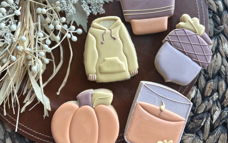 Cozy Fall Cookie Decorating with Cookie Krums Bakery! Tickets | Unglued