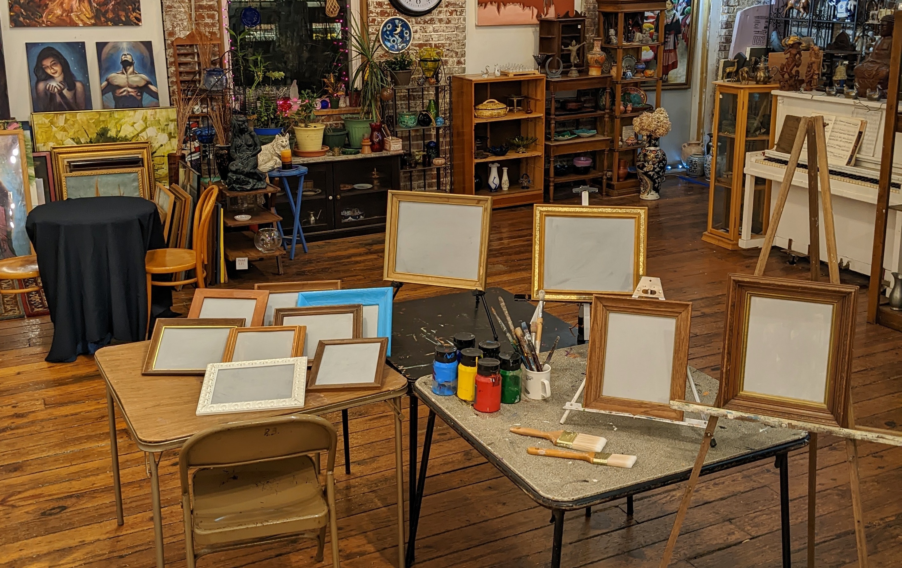 Acrylic Painting Workshop - Upcycling Old Picture Frames Tickets ...