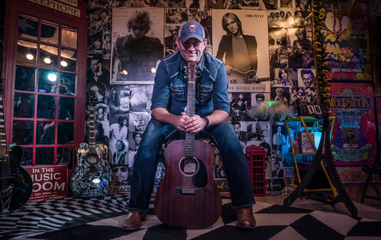 Scott Sean White with Levi Besser - IN-PERSON Tickets | The Nest