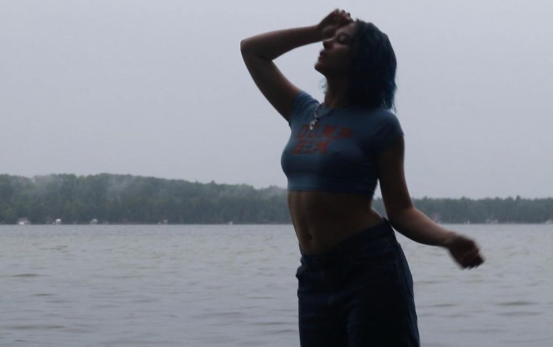 Violet Clare with Maxine and Casper Hill Tickets | Uncommon Ground