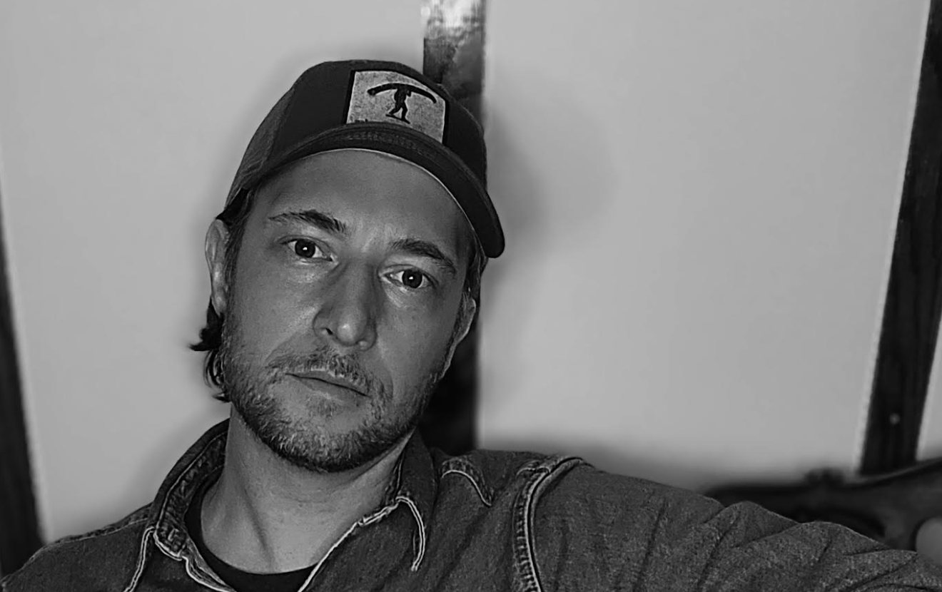 Ian McKinley with K.L Rose and Mikaela Brielle Tickets | Uncommon Ground