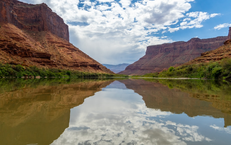 Flowing Through Time with Craig Childs Tickets | EUREKA! McConnell ...